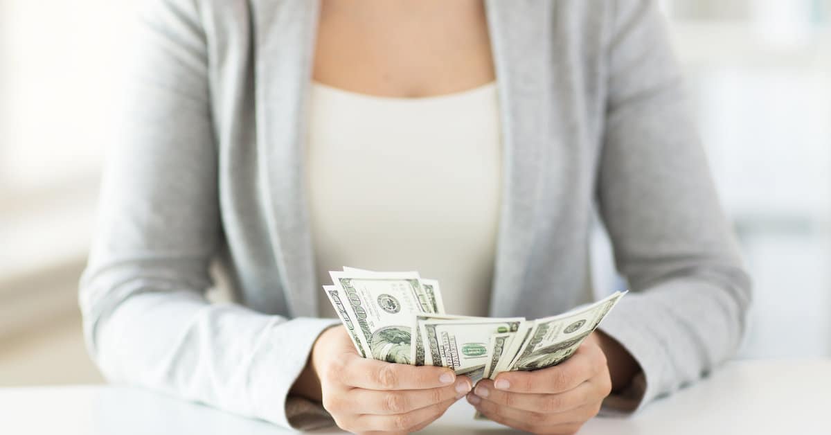 How Much is 6 Figures? (Six Figure Salary, 8,9,10 Figures) - Twins Mommy