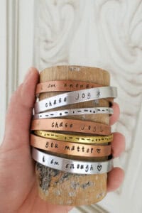 31 Best Profitable Crafts to Make Money (These are Snapped Up in ...